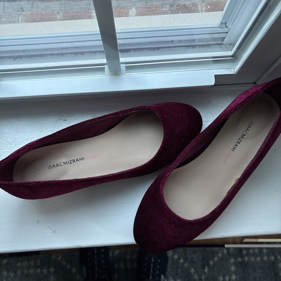 Isaac Mizrahi Ruby Embossed Velvet Robyn Pearl Heel Ballet Flats 7M | eBay