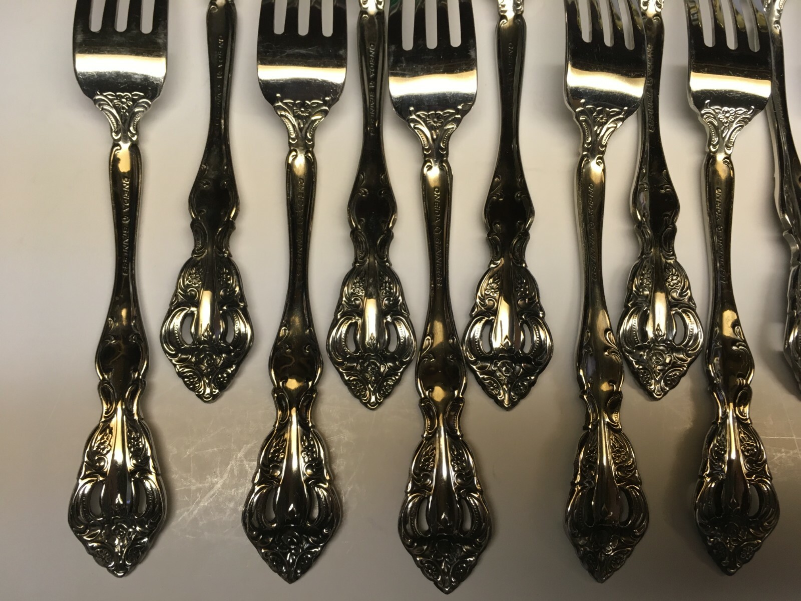 Oneida Cube Mark Michelangelo Stainless Heirloom Glossy Flatware ...