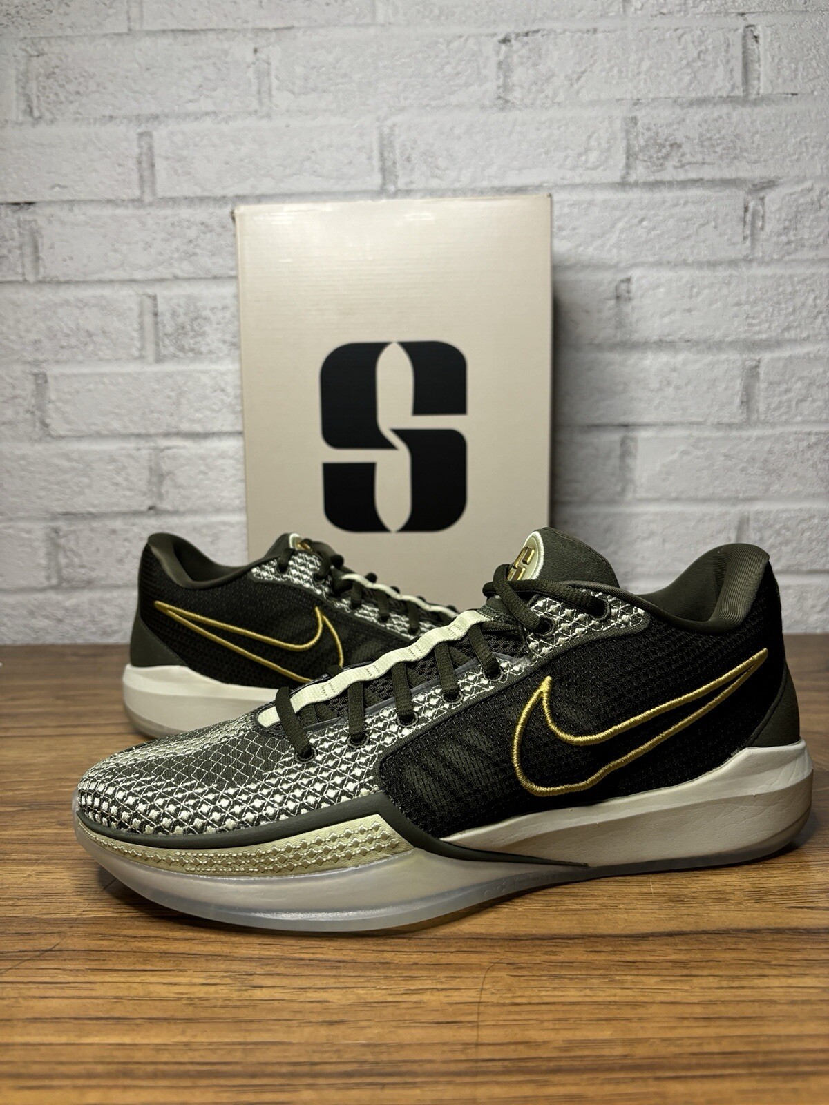 Size 9.5M/11W - Nike Sabrina 1 Dedication W Green/Gold HF5518-302 | eBay