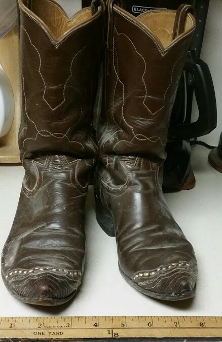 Vintage Tony Lama Wing Tip Cowboy Boots - Gem