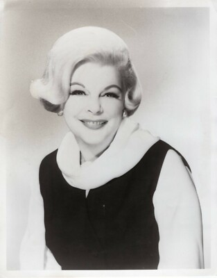 VIRGINIA GRAHAM STUNNING PORTRAIT STYLISH POSE 1960s ORIG VINTAGE PHOTO ...