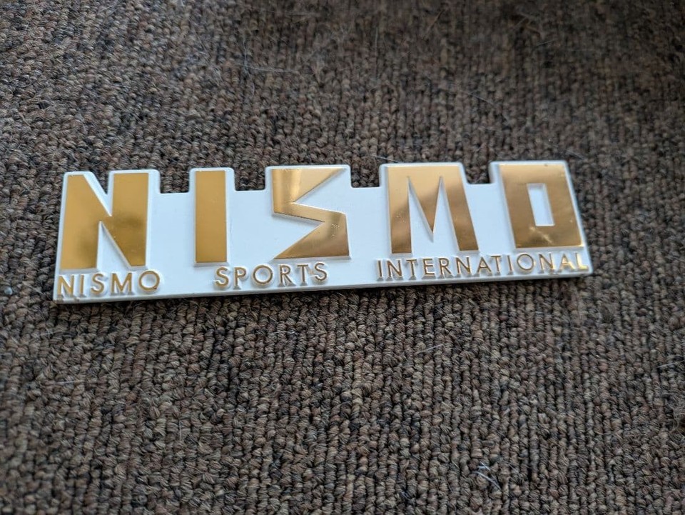 [Import duties included] NISMO Sports International Emblem White Gold ...