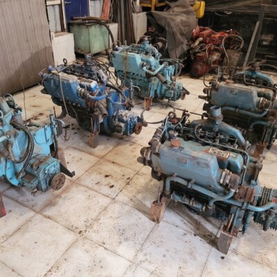 Ford FSD 425 x 04 inboard marine disel engines lot lifeboat used ship ...