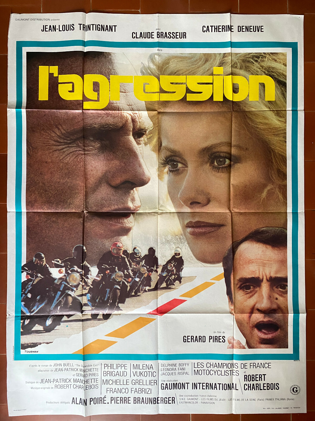Poster THE AGGRESSION Gerard PIRES Catherine DENEUVE Claude BRASSEUR ...
