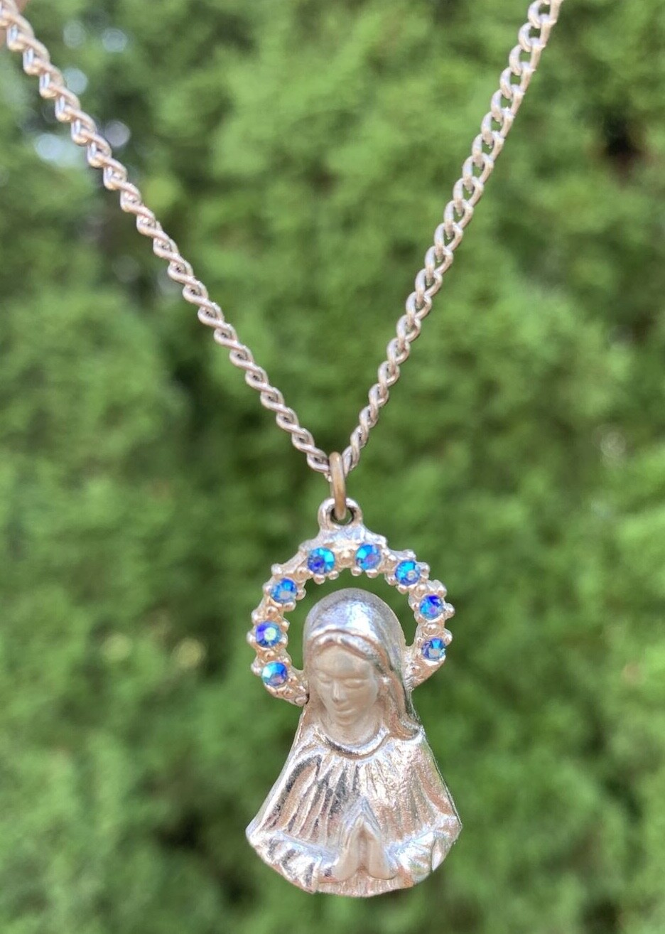 Vintage Blessed Mother Madonna Mother of Jesus Pendan… - Gem