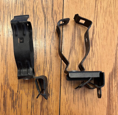 Caddy conduit hanging clips 1" EMT, (50) Caddy 16M M24,(30) Caddy 16M ...