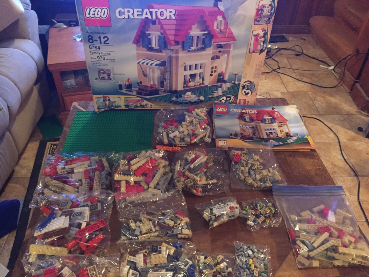 Lego Creator Family House Box