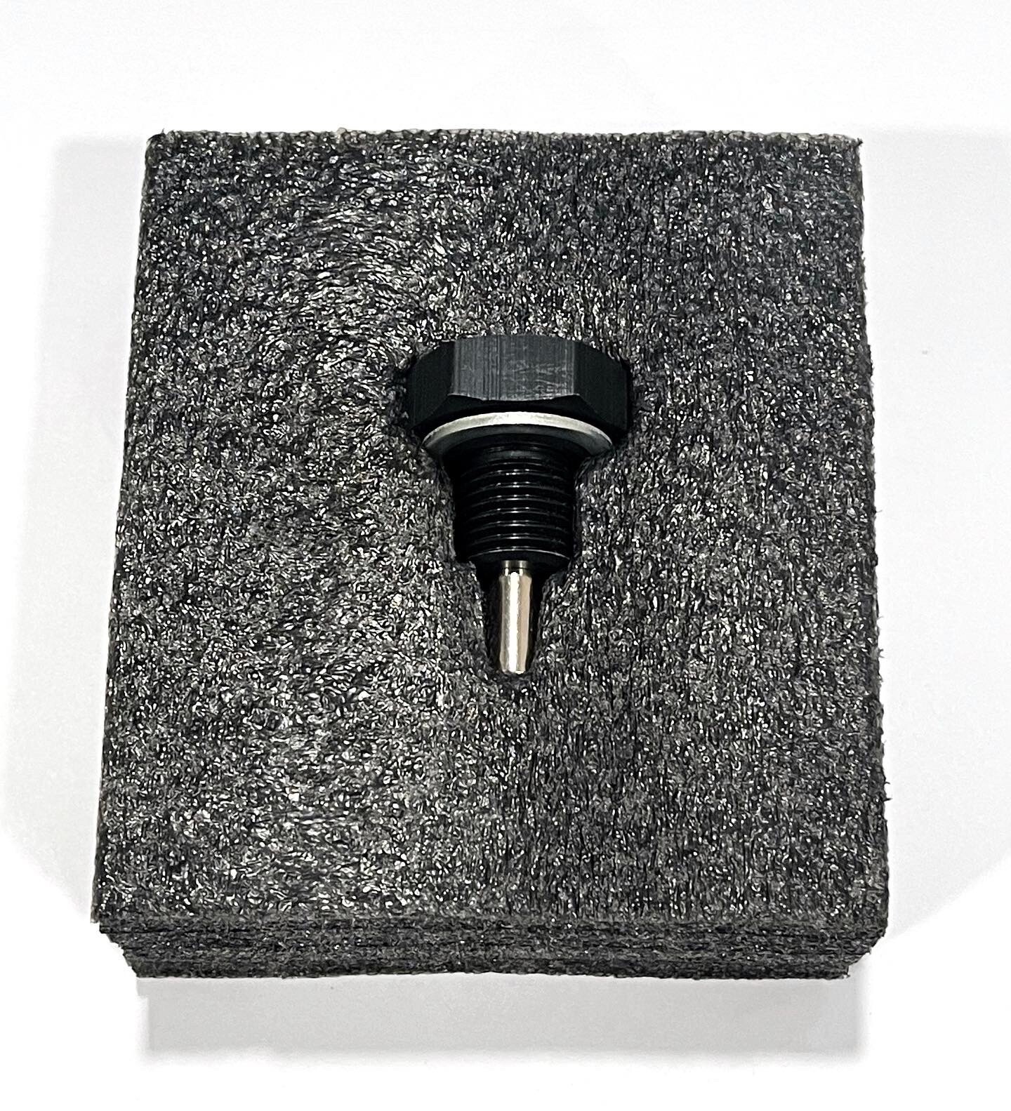 2001-2016 Duramax Magnetic Oil Drain Plug - John C Garage LB7 LLY LBZ ...