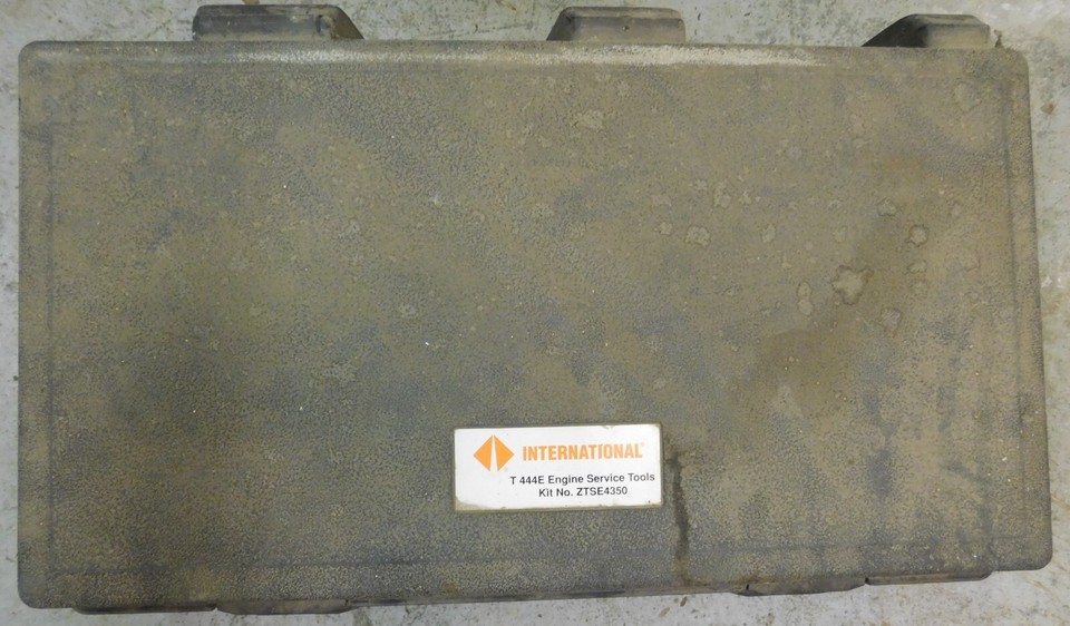 International Navistar T444E Engine Service Tools Kit # ZTSE4350 in ...
