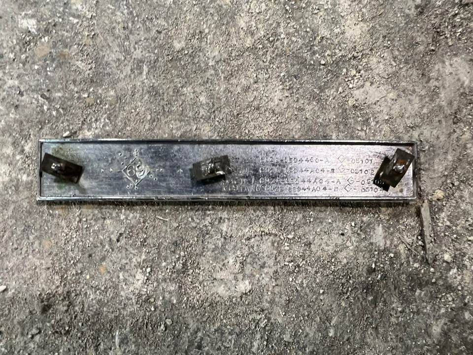 1969 1970 MUSTANG GRANDE RIGHT DASH PANEL EMBLEM OEM | eBay