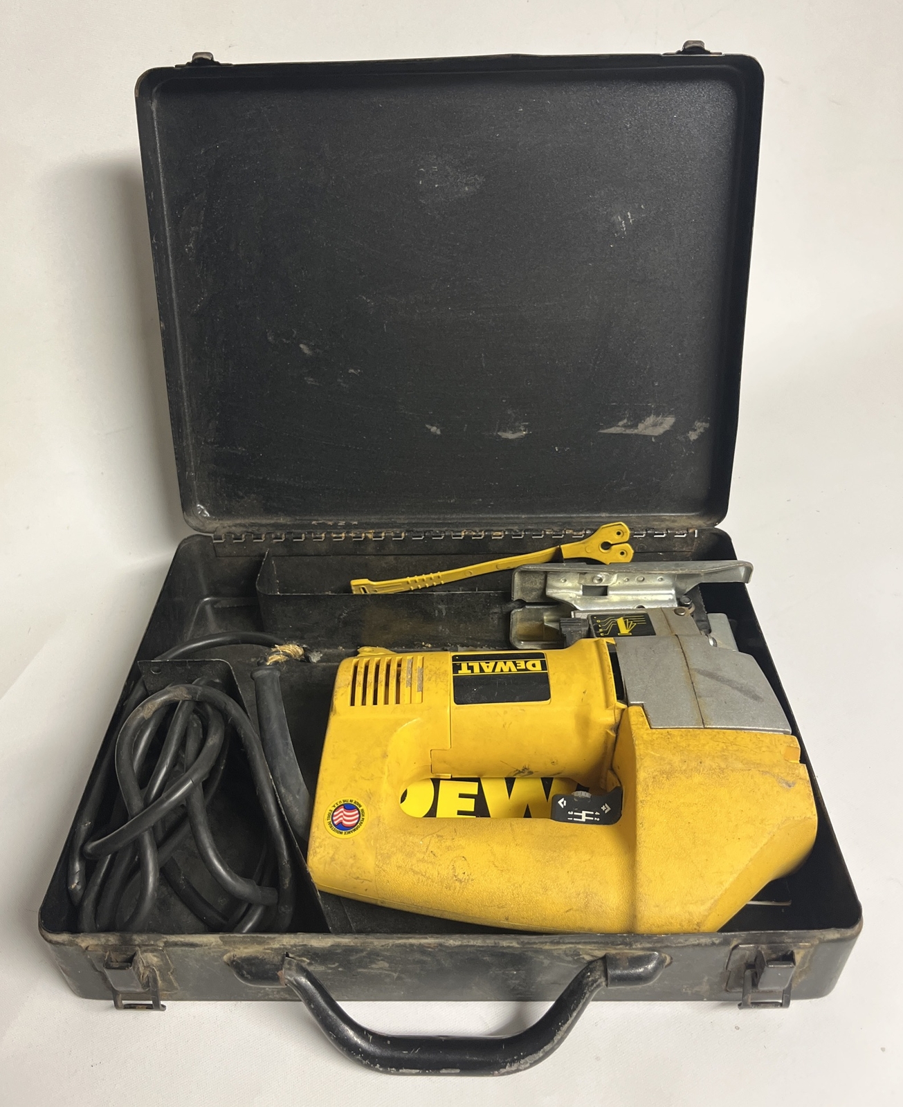 Dewalt Tools DW318 Variable Speed Orbital Jig Saw Corded with Case ...
