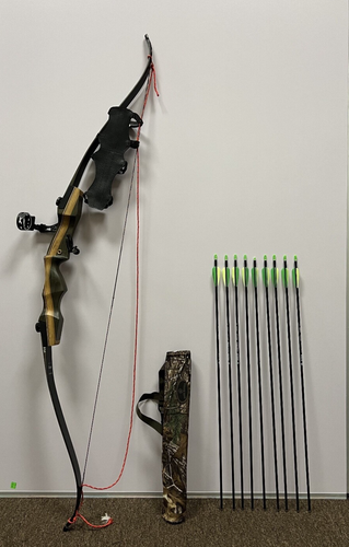 Sage Samick 62" Bow With Tru Glow Sight, Musen Carbon Arrows And Arm ...