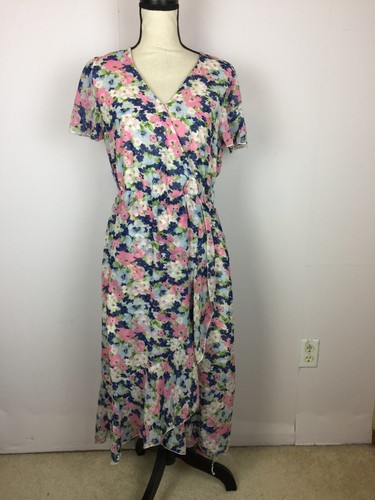 NWT Pretty Garden Midi Wrap Dress Size M Womans Pink Floral Short ...