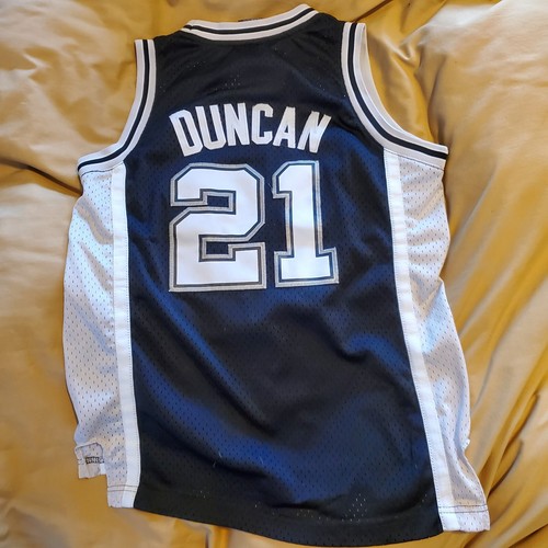 Tim Duncan San Antonio Spurs NBA throwback Adidas jersey Size M (youth ...
