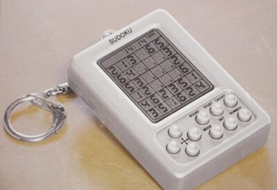 SUDOKU- GAME ON A KEY CHAIN - GAME SIZE 2 1/2"X 1 1/2" SILVER AND LED ...