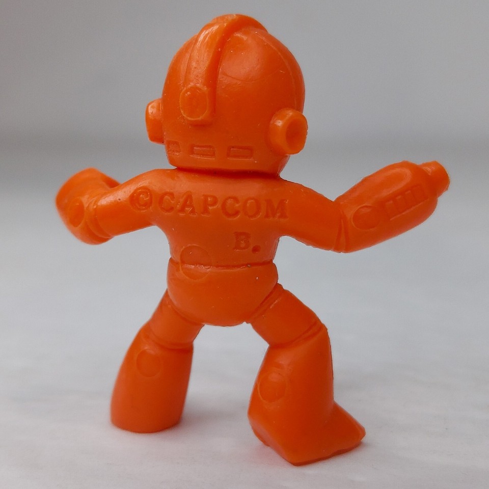 Mega Man Rockman 1.5" Mega Man Grimacing Orange Rubber Keshi Mini ...
