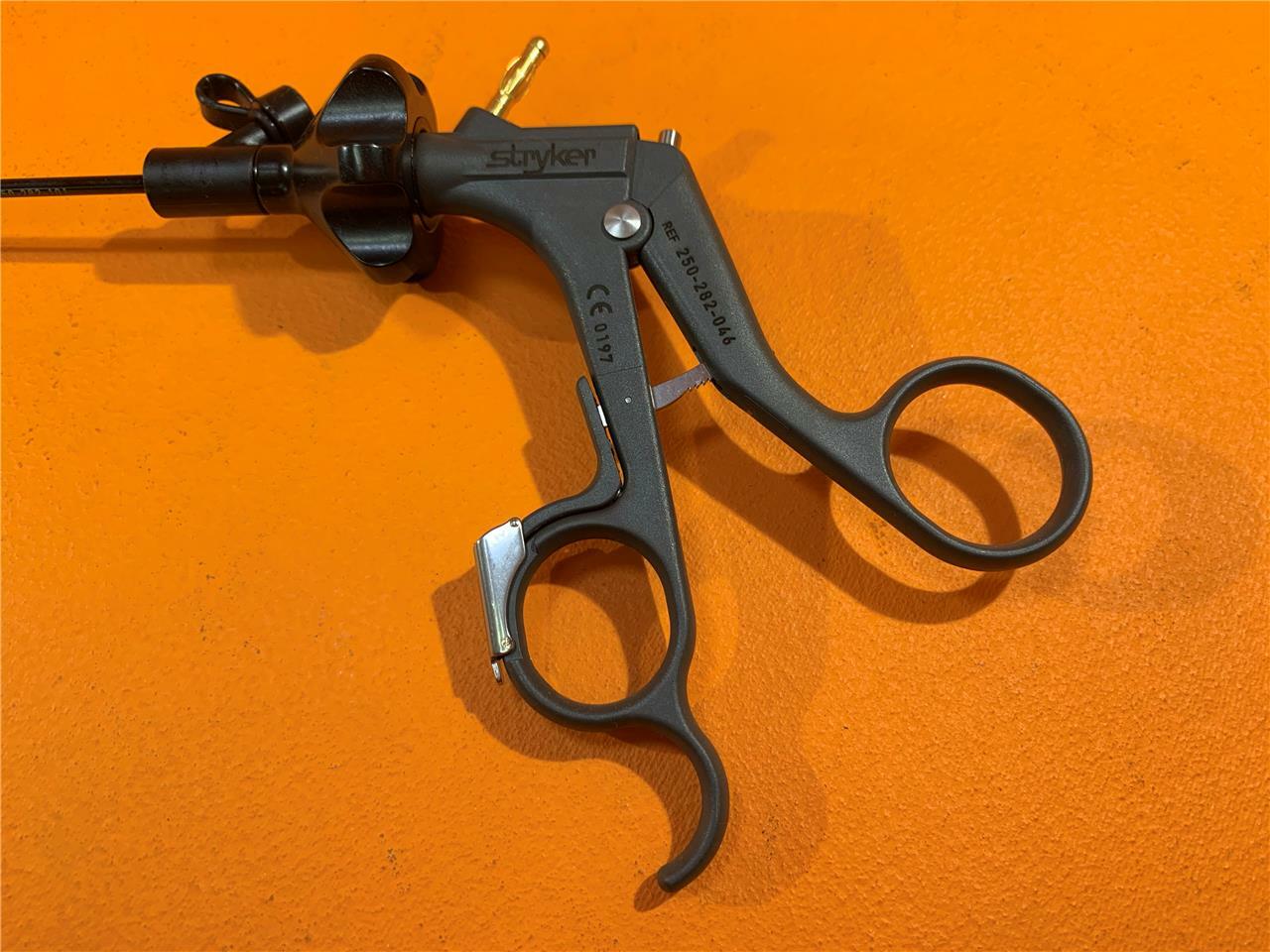 Stryker Peek Monopolar Handle Laparoscopic Instruments, 3mm, 250-282 ...