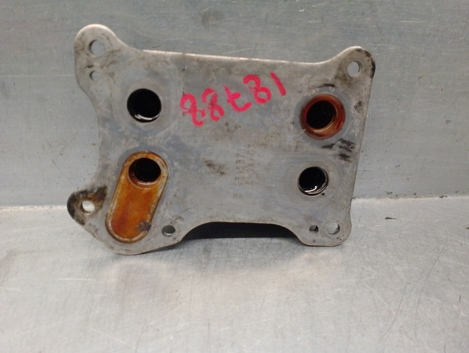 55193743 RADIATORE OLIO MOTORE / 4782858 PER FIAT PUNTO EVO 199 1.3 16V ...