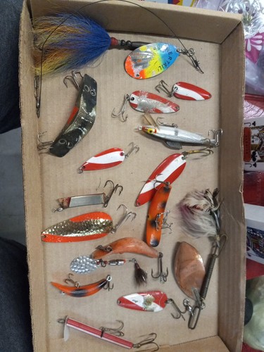 Lot Vintage Fishing Lures Devils Bushtail Herter Wood Metal Mr Twister ...