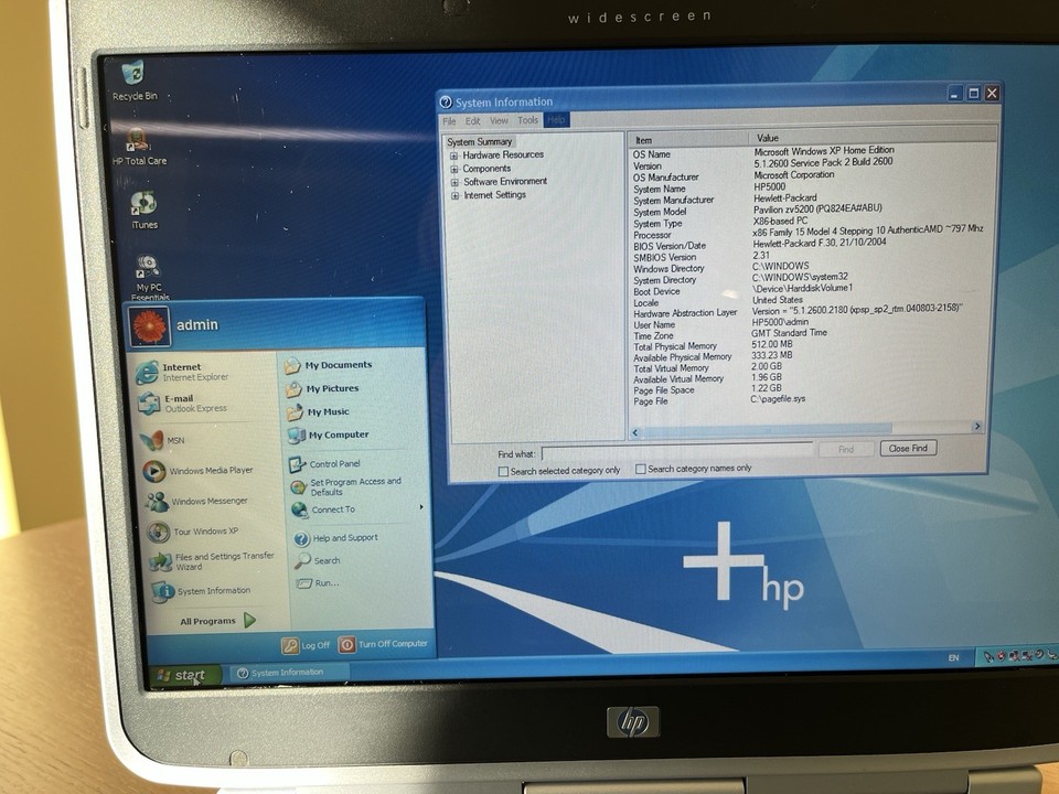 HP Pavilion ZV5000 Laptop With Charger, Windows XP and parallel port ...