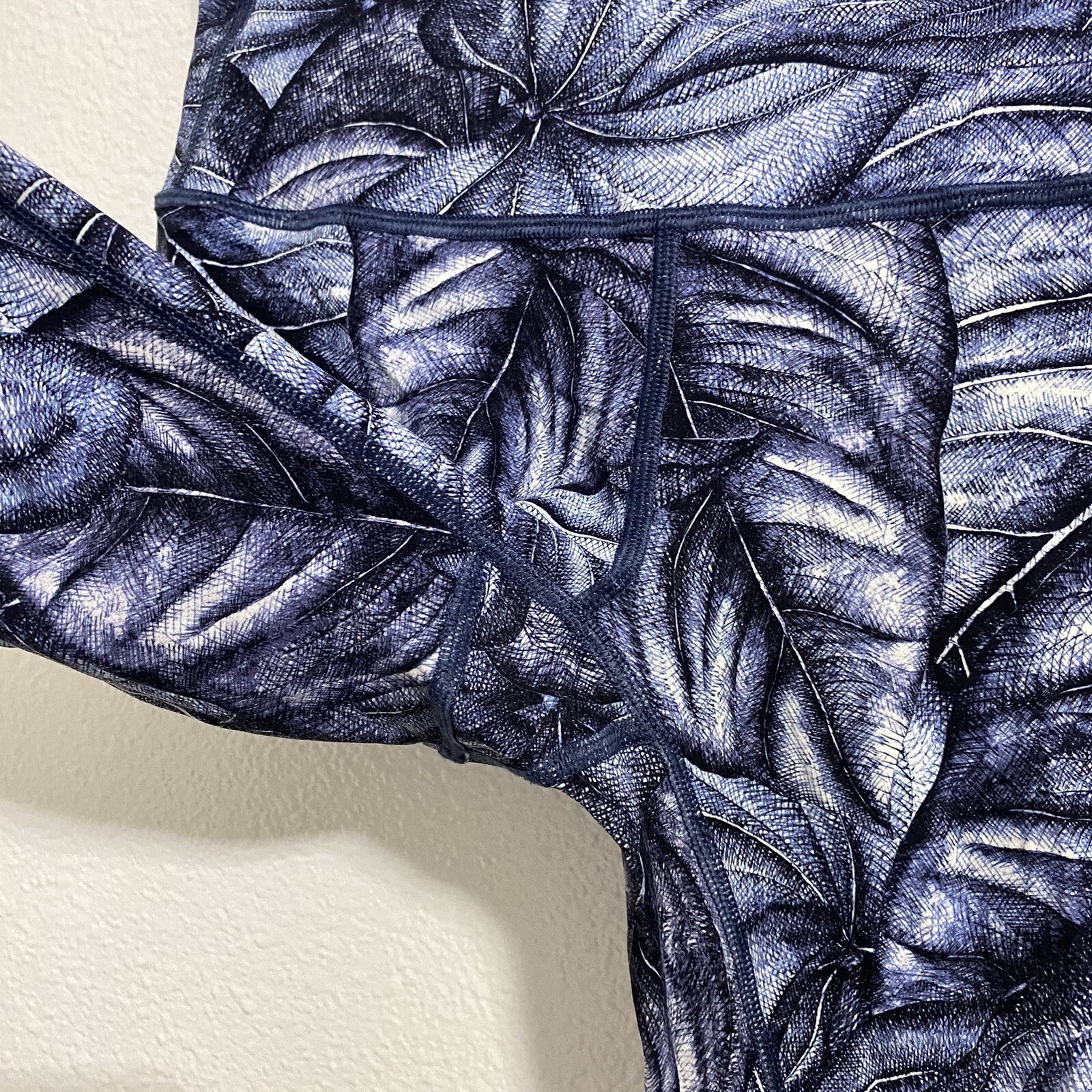 Lululemon Jungle Alpine White Blue Leaves Wunder Unde… - Gem