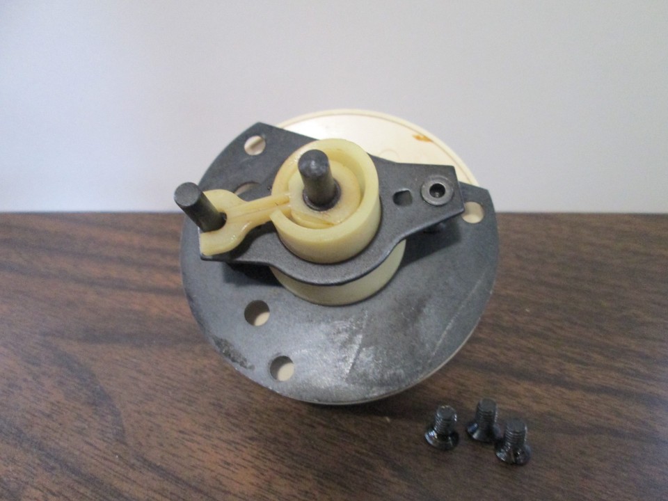 SINGER Sewing Machine Model 247 Stitch Length Regulator Control ...