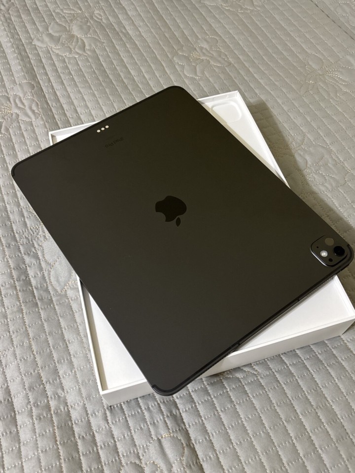 Apple iPad Pro 13-inch (M4) A2925 256 GB, Wi-Fi, 13 in - Space Black ...