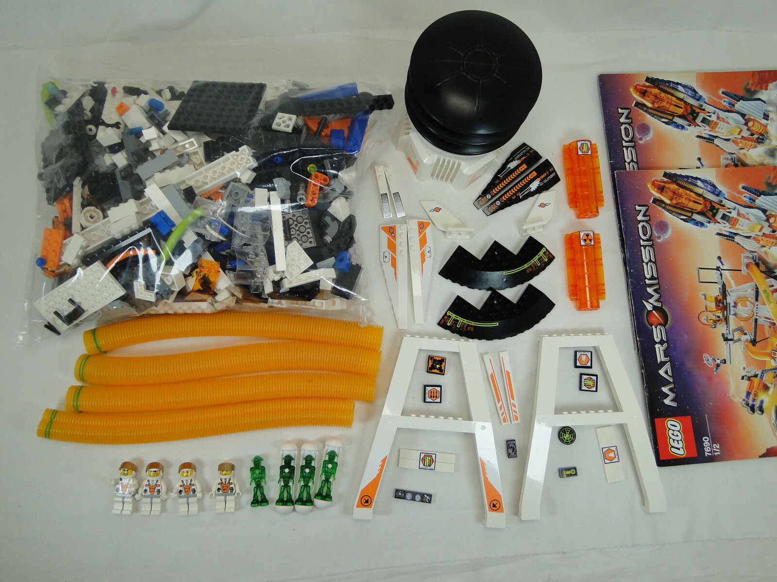 Lego Mars Mission 7690 MB-01 Eagle Command Base komplett mit Anleitung ...
