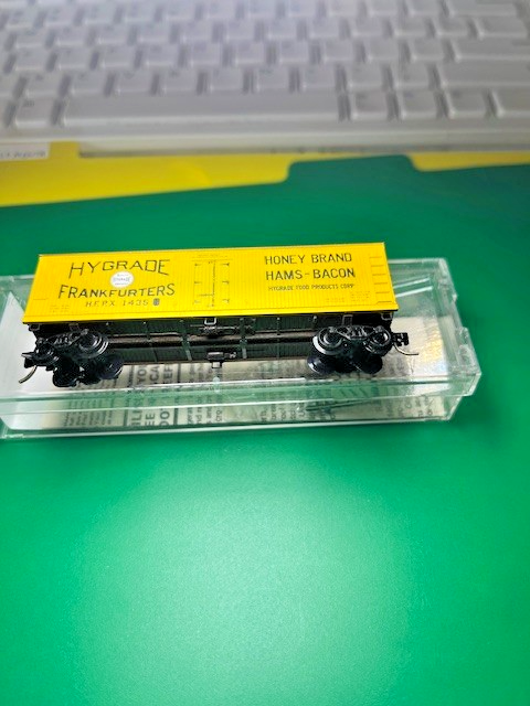 N Scale Micro Train Custom Painted Hygrade 40' Reefer | eBay