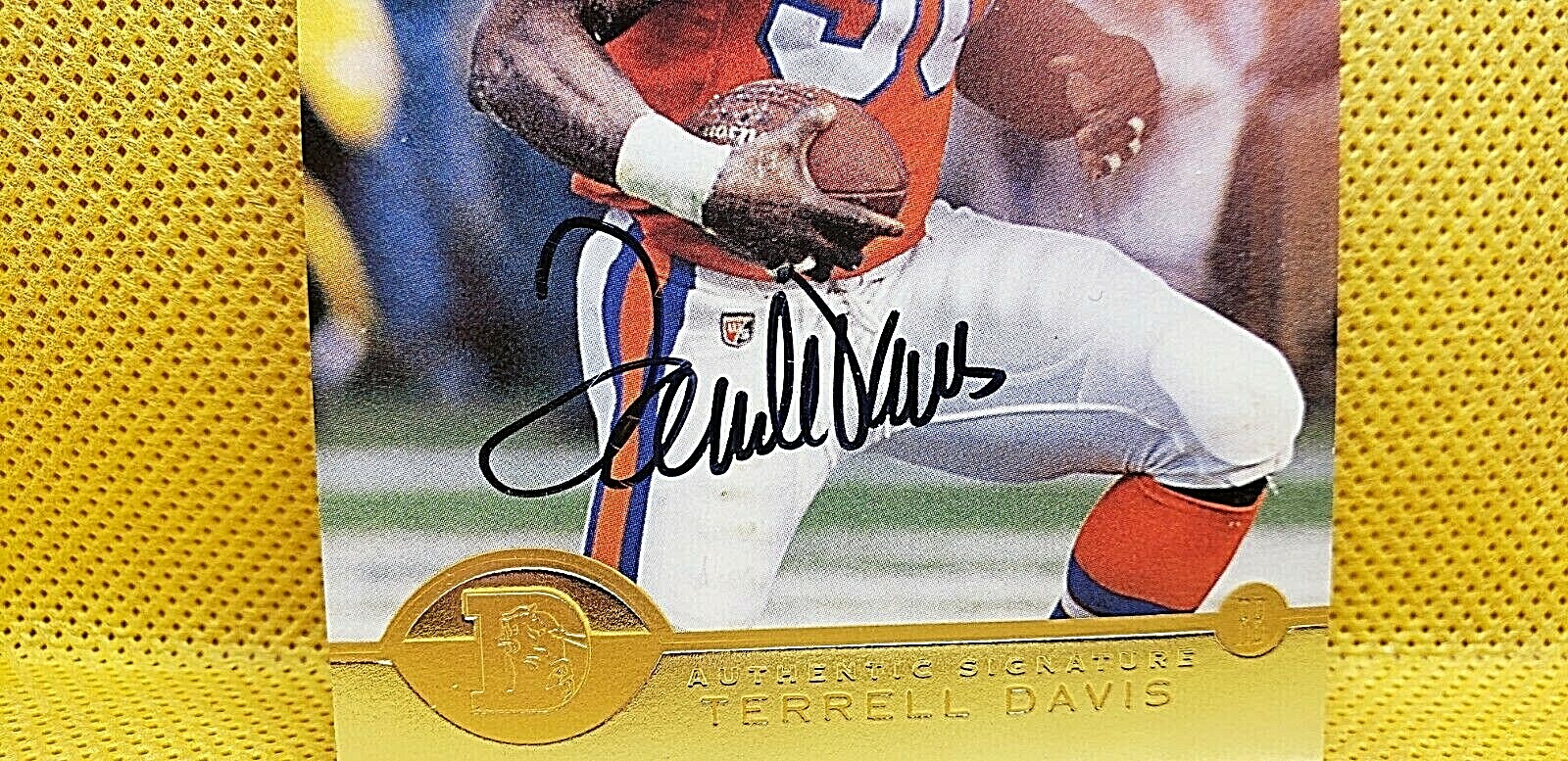 1996 Leaf Collector's Edition Autographs #3 Terrell Davis print run ...