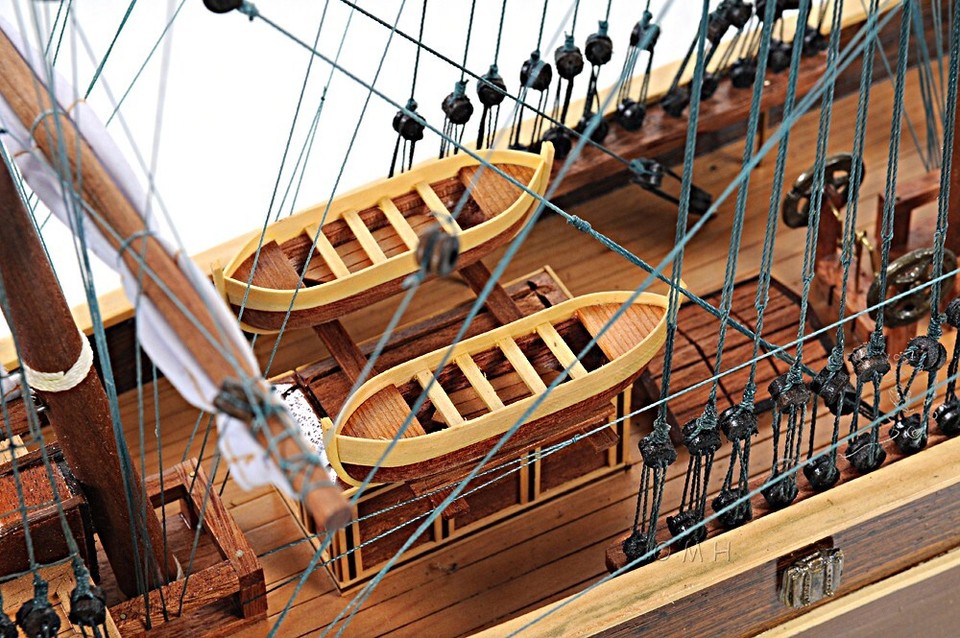 Cutty Sark Clipper Ship Model | Handcrafted Ship Model W/Linen Sails ...
