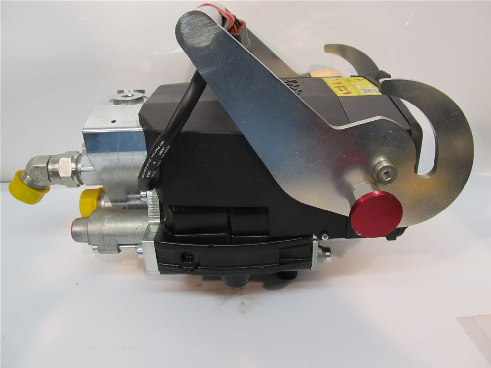 Kubota 7J447-61012, B00501 Control Valve - LM2605 Front End Loader | eBay