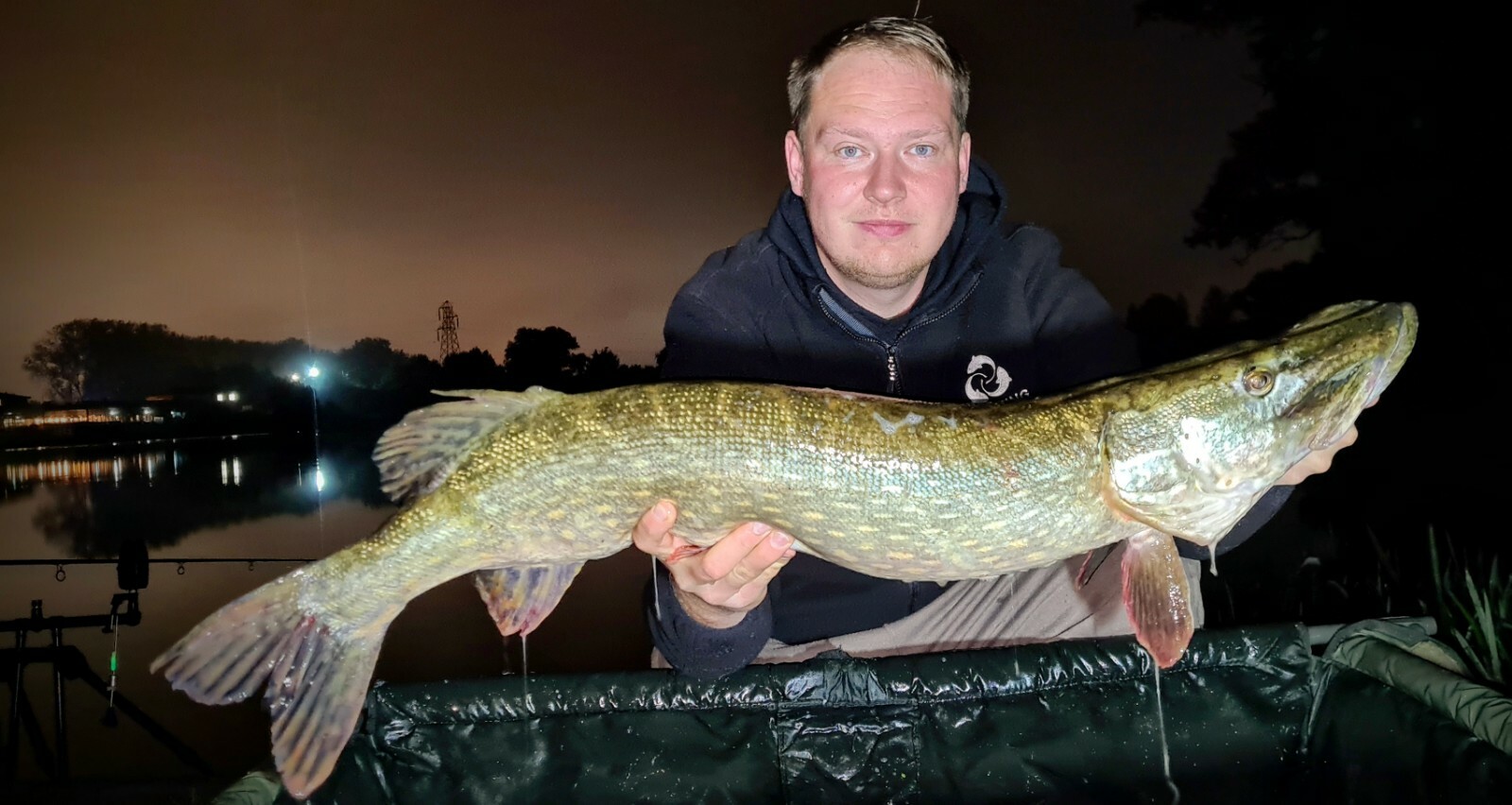 Pike Deadbait Rigs - Pike Zander Traces - Fishing Dead Bait Rig UK POST ...