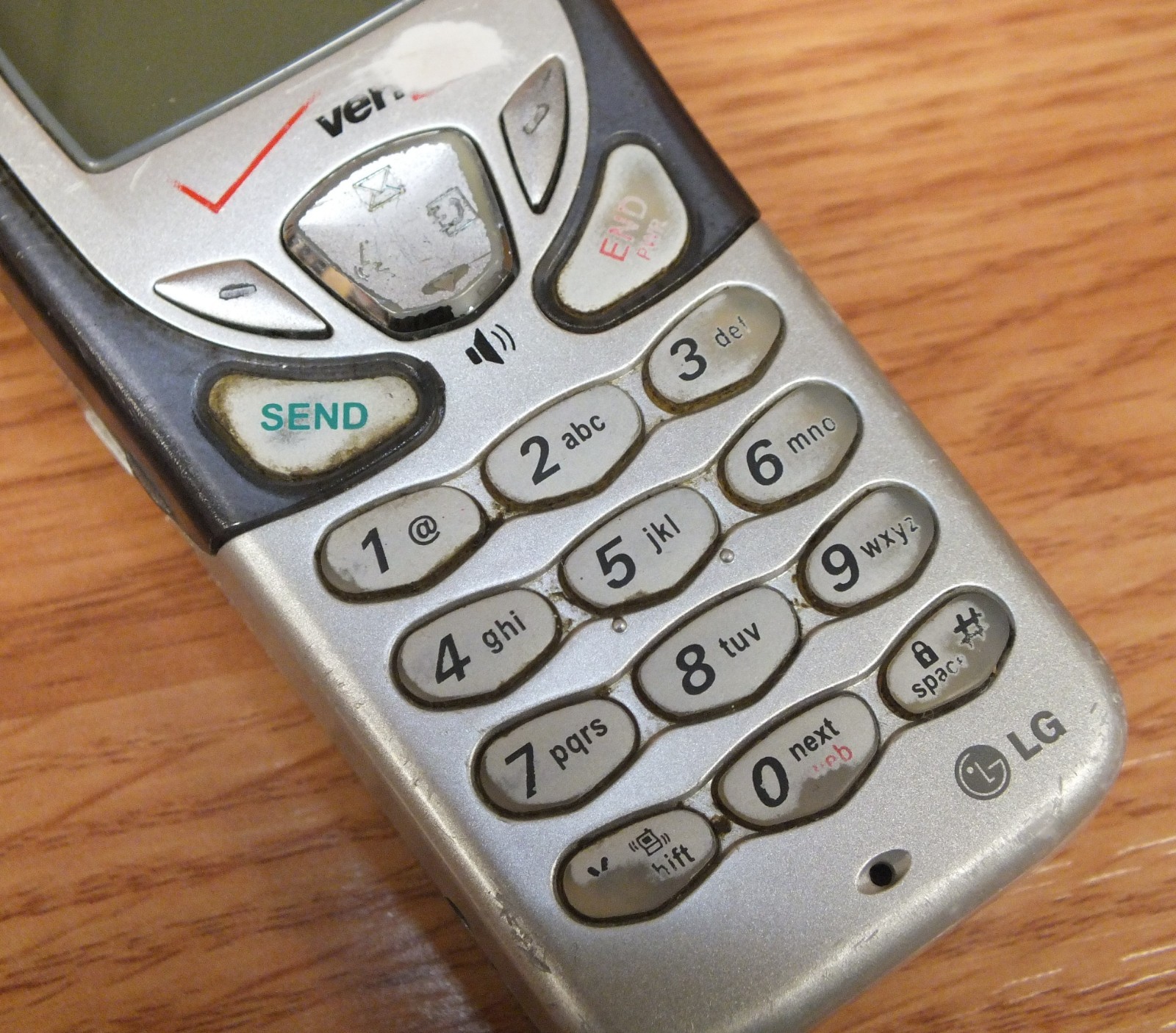 Genuine LG VX2000 (Verizon) 3G CDMA Bar Phone With DC Power Supply ...