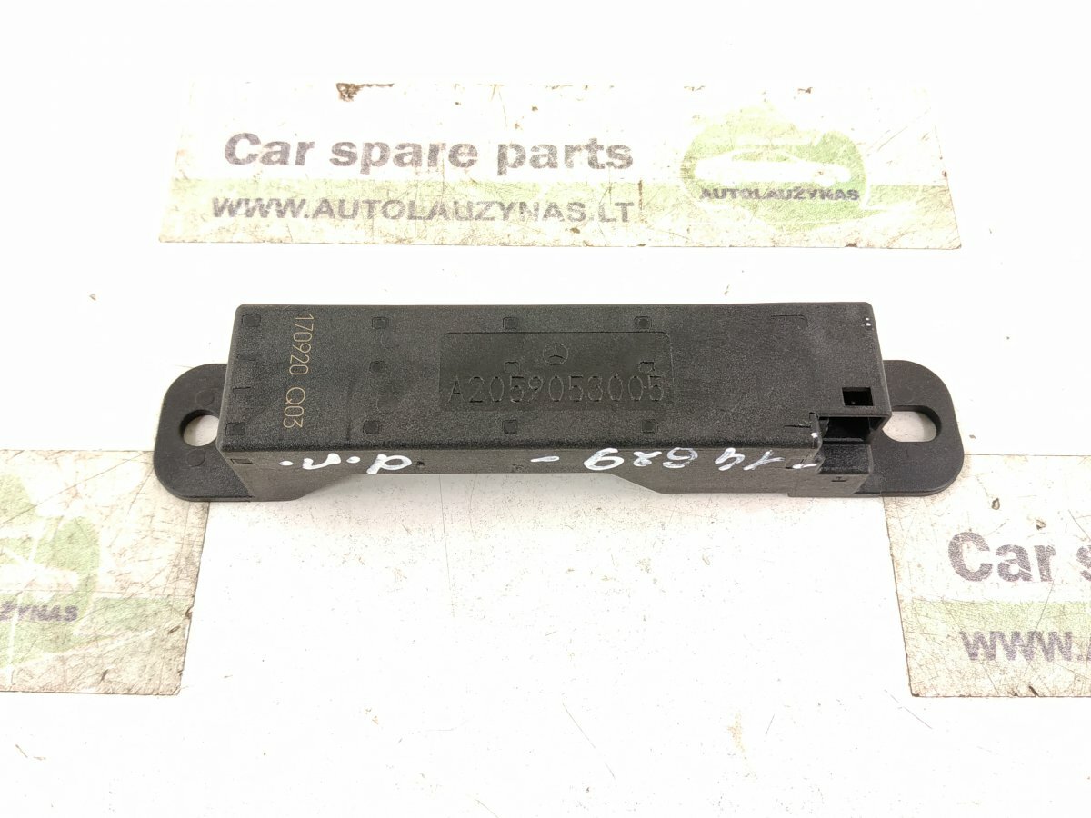 MERCEDES-BENZ E-CLASS COUPE C238 AERIAL AMPLIFIER / CONTROL UNIT A ...