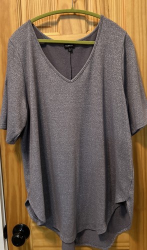 Torrid Silver Knit Top V-neck Short Sleeve Metallic Weave Plus Size 4 ...