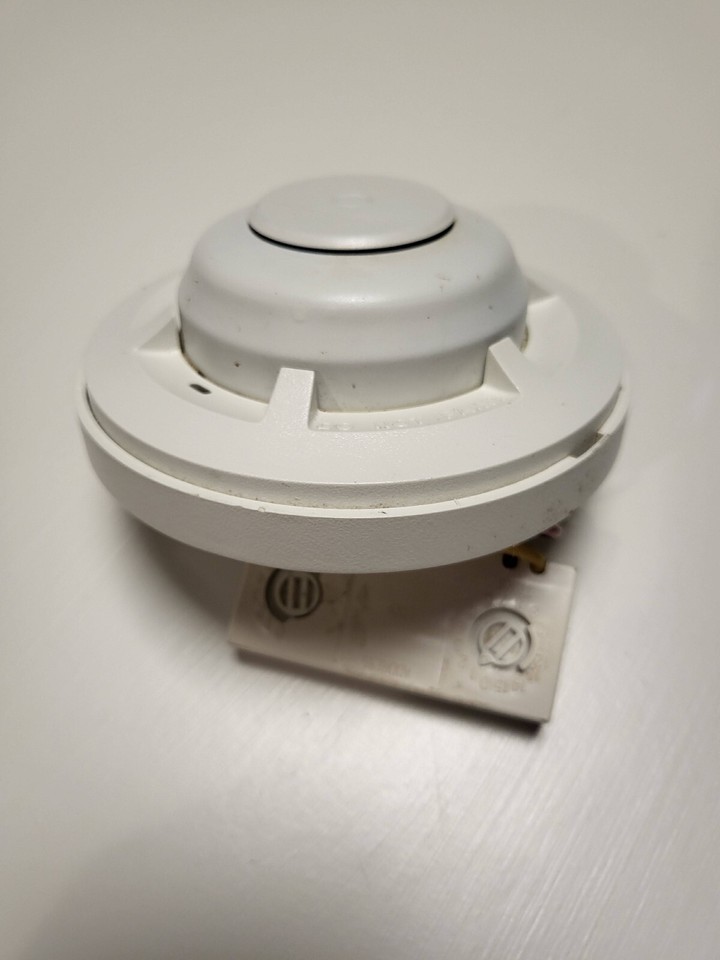 Fire-Lite SD355 Photoelectric Addressable Smoke Detector With ...