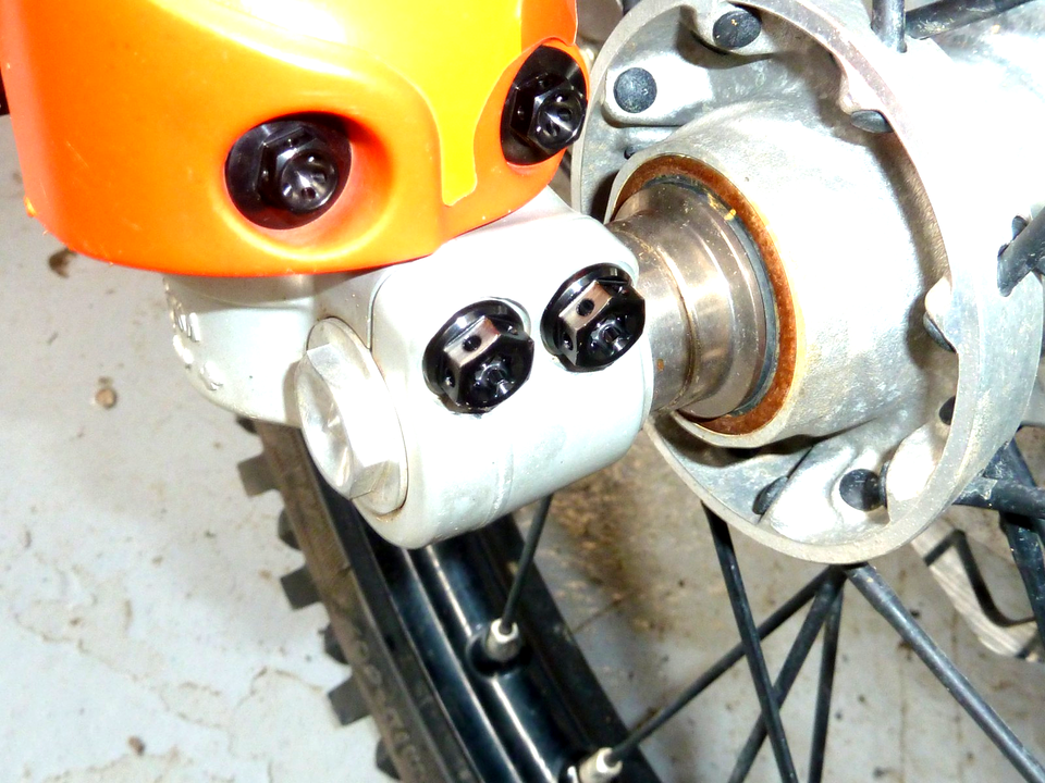 KTM 790 DUKE 2017-2024 FRONT FORK PINCH CLAMP BOLTS TITANIUM DUAL DRIVE ...