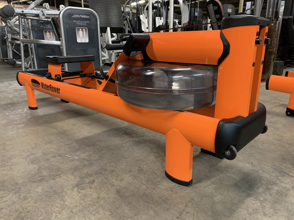 Water Rower M1 HiRise Rowing Machine with S4 Monitor Orangetheory ...