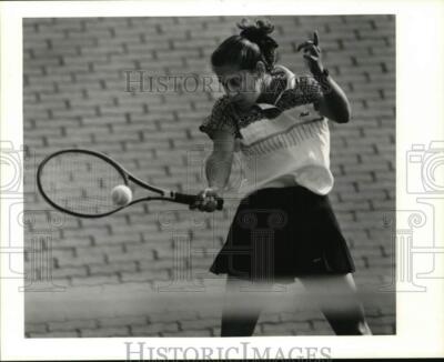 1991 Press Photo Syracuse U tennis player Sharie Liberatore returns ...