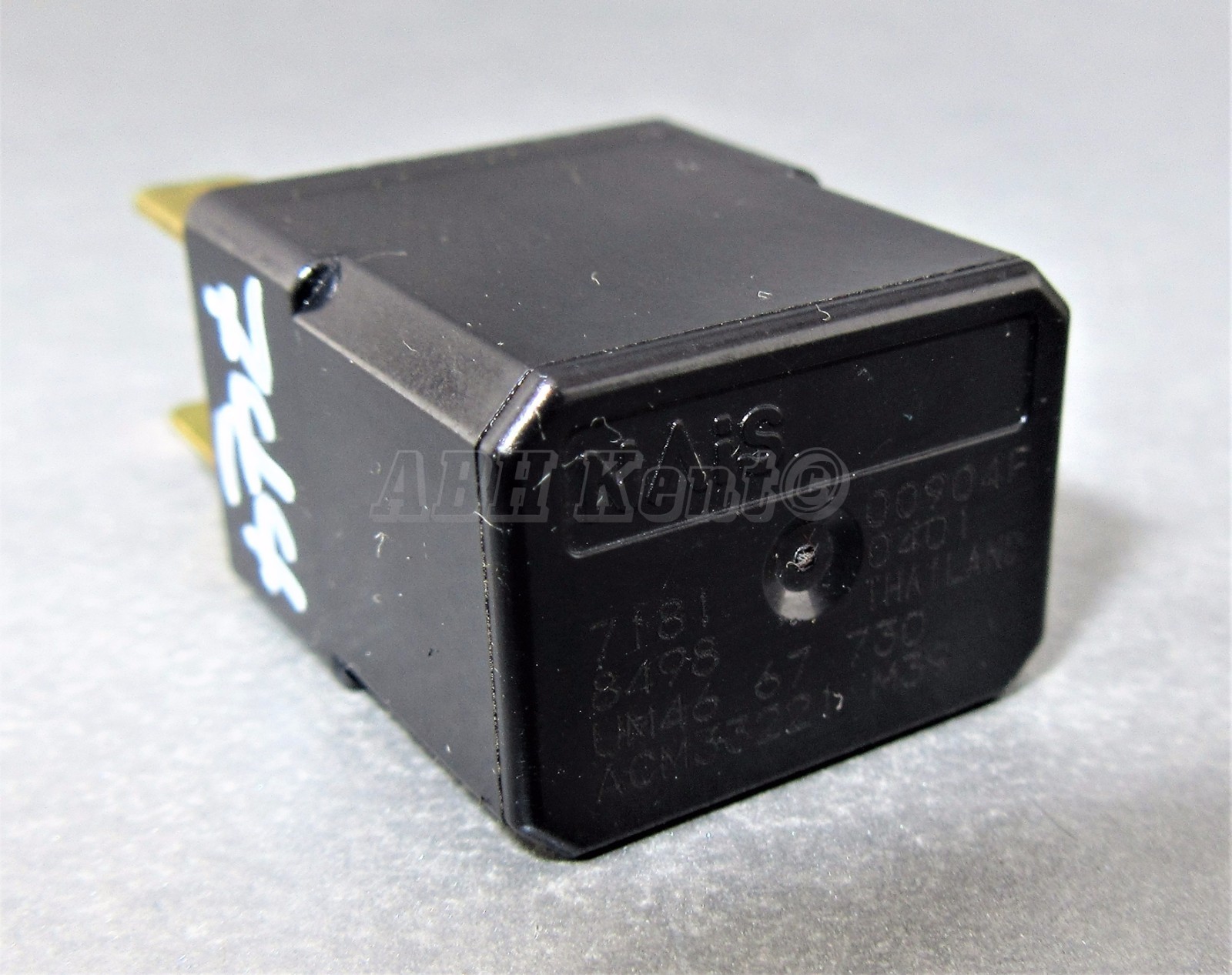 744-Mazda/ Nissan (00-15) 4-Pin Relay UM46-67-730 NAiS ACM33221-M39 ...
