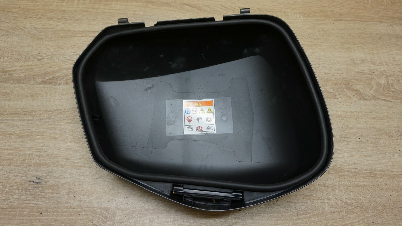 Honda NC700 / NC750 X Right side box case upper cover 08L51-MGE-8000-17 ...