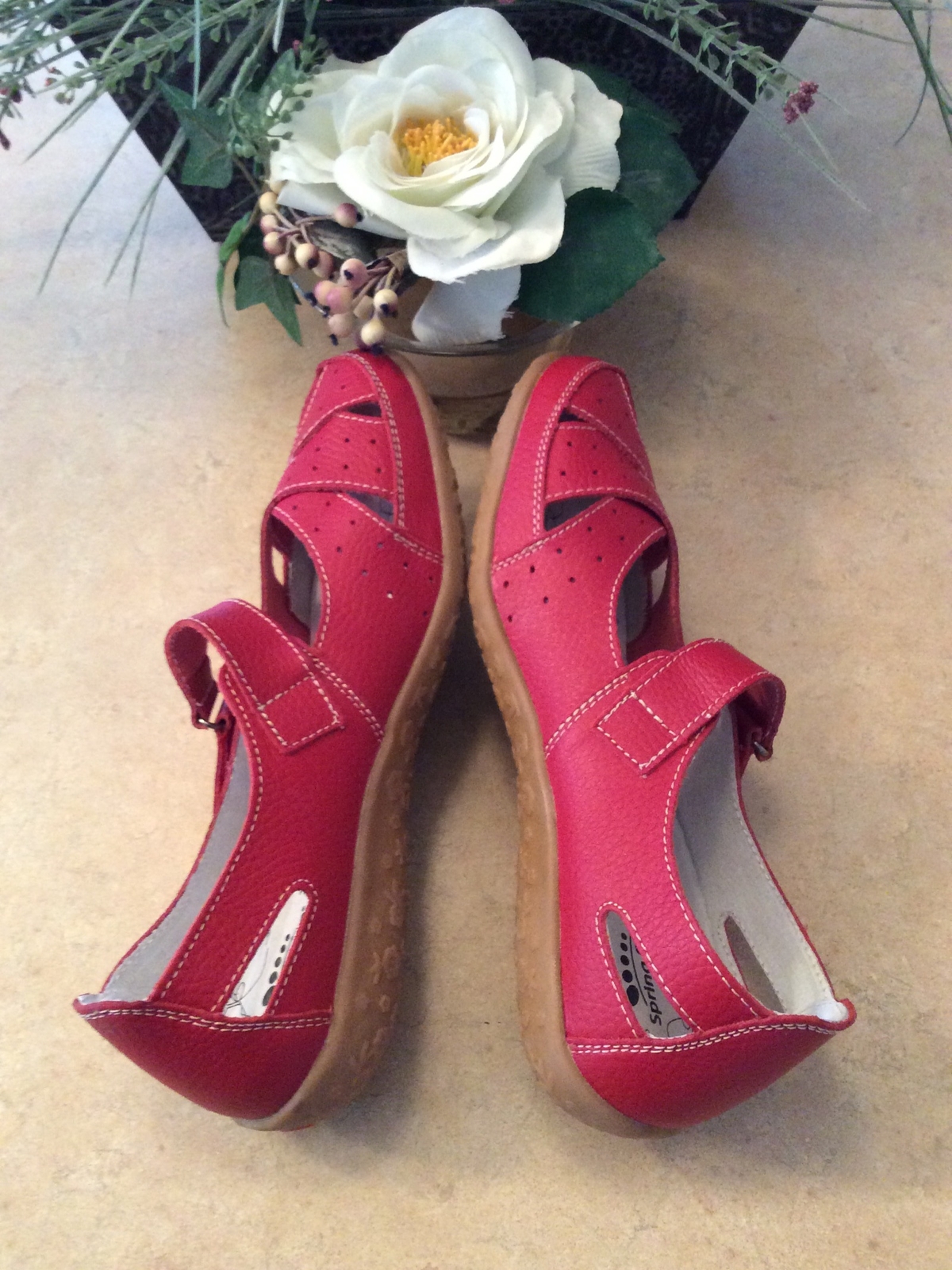 NEW SPRING STEP STREETWISE WOMEN’S RED Slip On Shoes Size 11M $80 | eBay