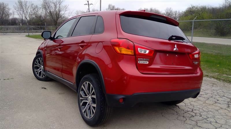 2017 17 Mitsubishi Outlander Center Grille 6402A430 61398 | eBay