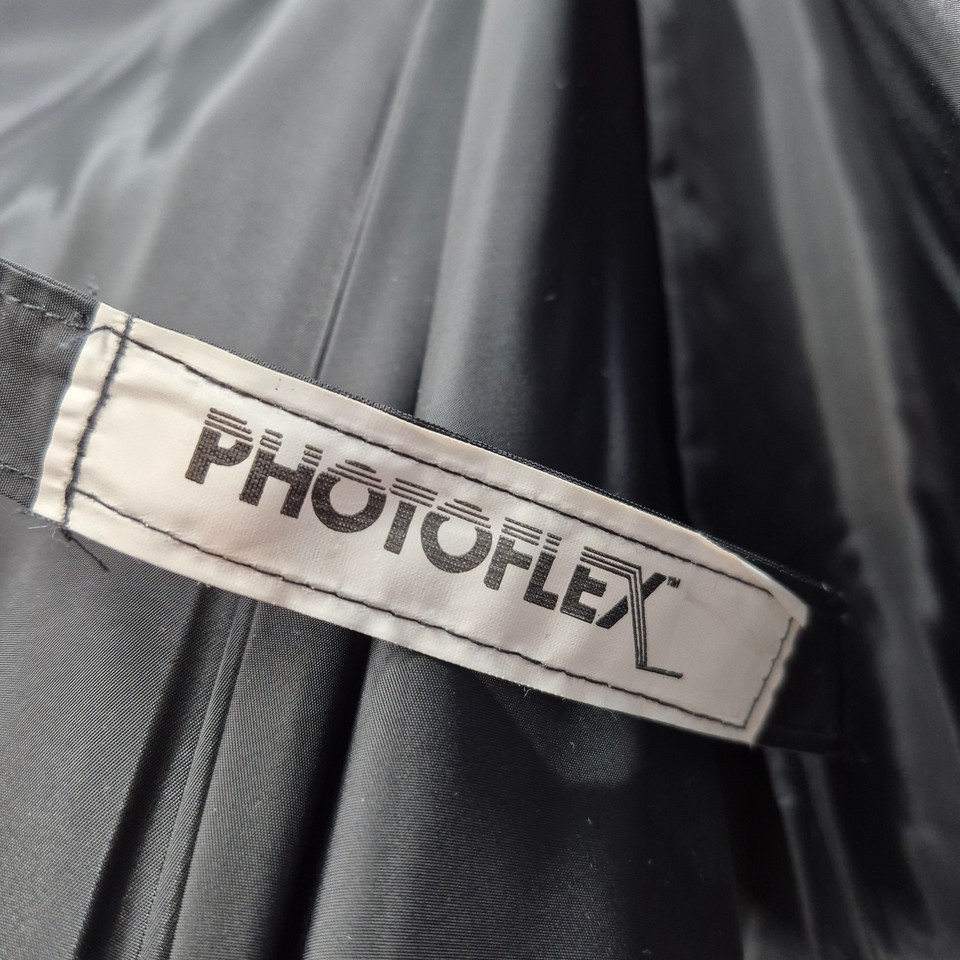 Photoflex 60" Shoot-Thru Photo Umbrella with Removable Black Cover ...