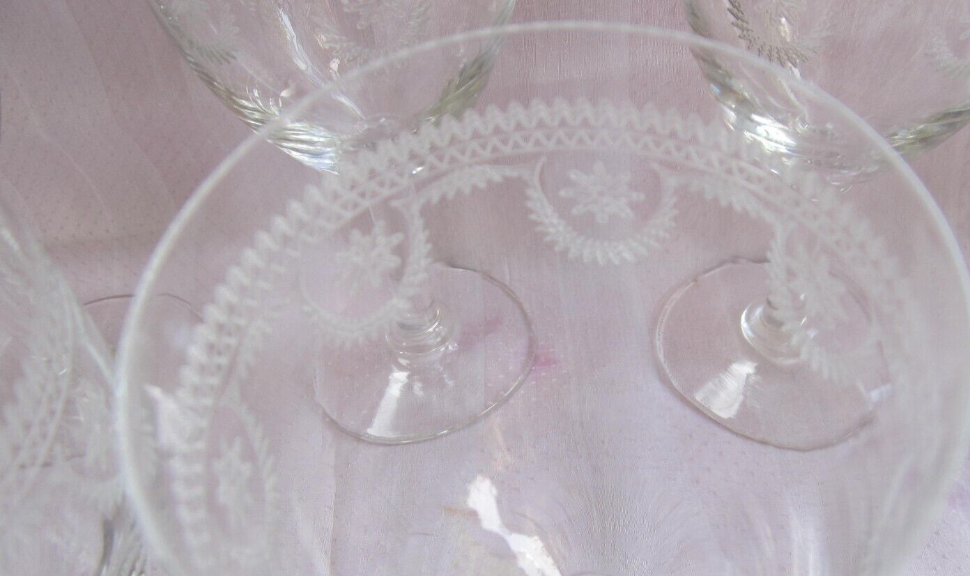 Series Of 5 Glasses Wine White 19th Crystal Carved Border Star Baccarat ...
