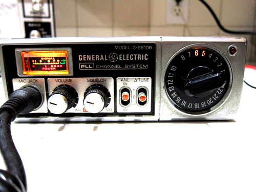 Vintage General Electric GE 23-Channel PLL System CB PA Radio 3-5811B ...