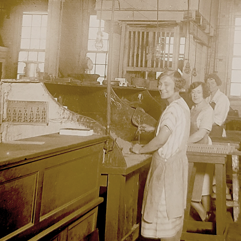 Vintage 1920s Girl Women FACTORY WORKERS Photo Garment Occupational ...