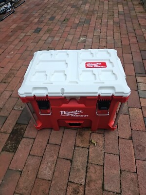 Milwaukee PACKOUT 40QT XL Cooler 1-Drawer Tool Box - Red (48-22-8462 ...