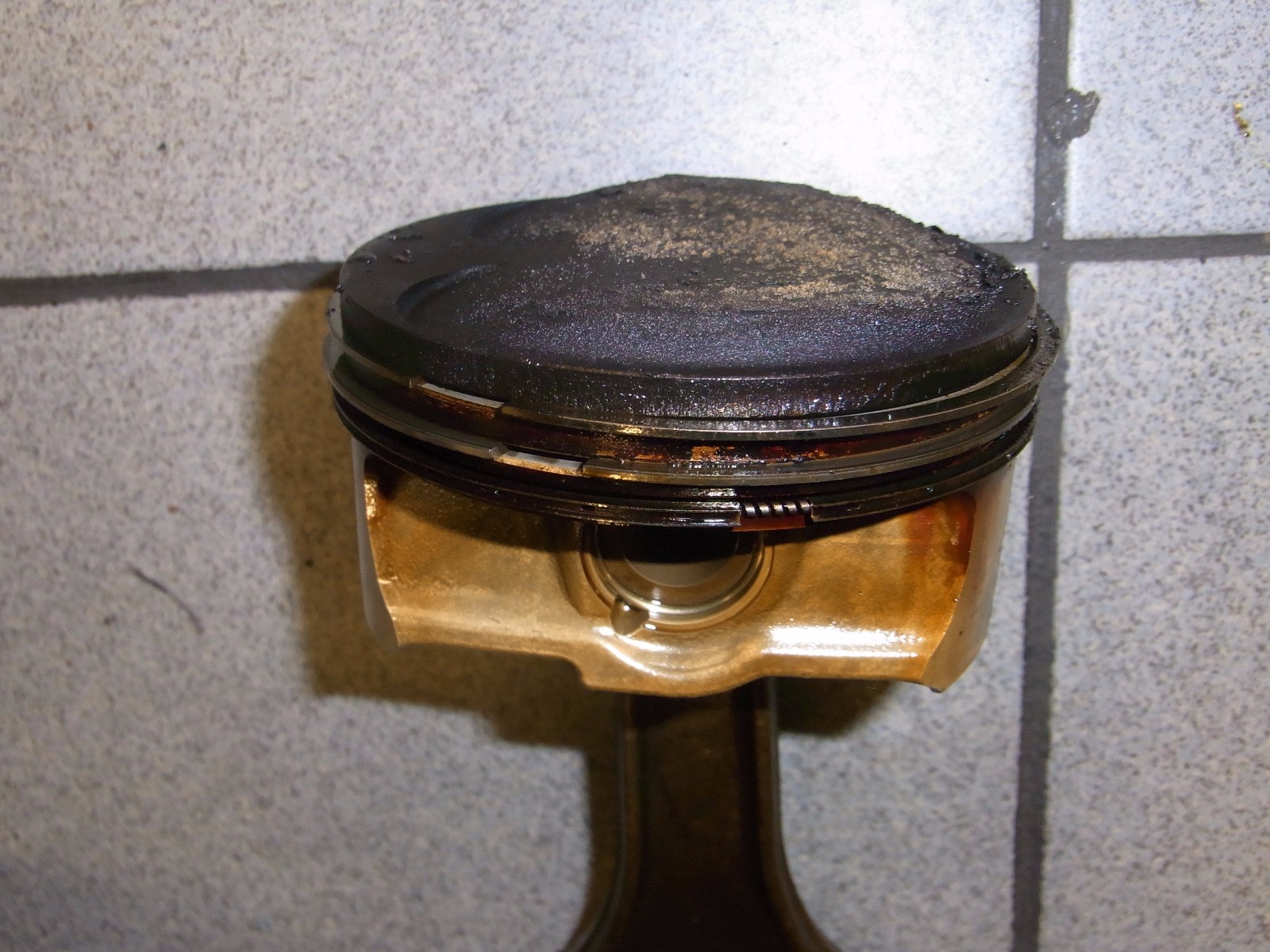 BMW E60 E61 E63 E65 M5 M6 S85 V10 Piston Rings Connecting Rod Con Rod ...